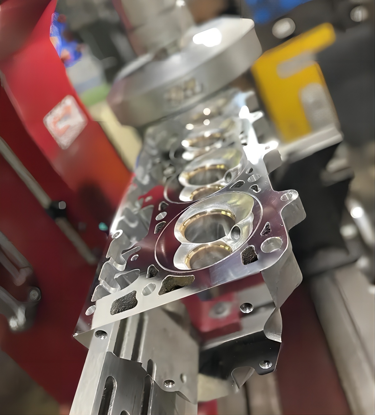 OING THE EXTRA MILE WITH CYLINDER HEAD PORTING - Chinese Macinery ...